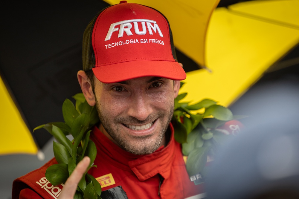 Vitor Genz tem final de semana quase perfeito na NASCA... ABC do ABC