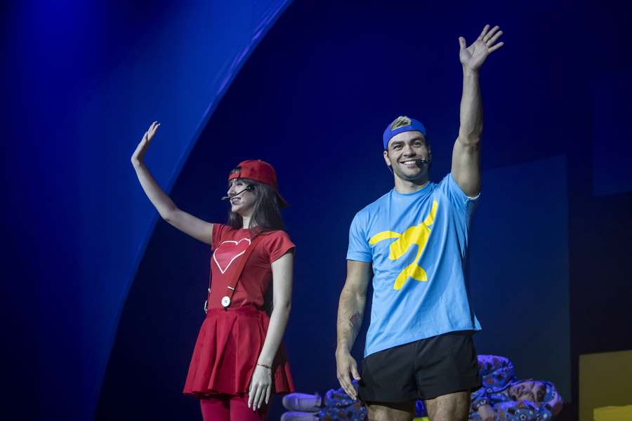 Luccas Neto e Gi em “O Mundo de Magia e Fantasia... - Evento ABC